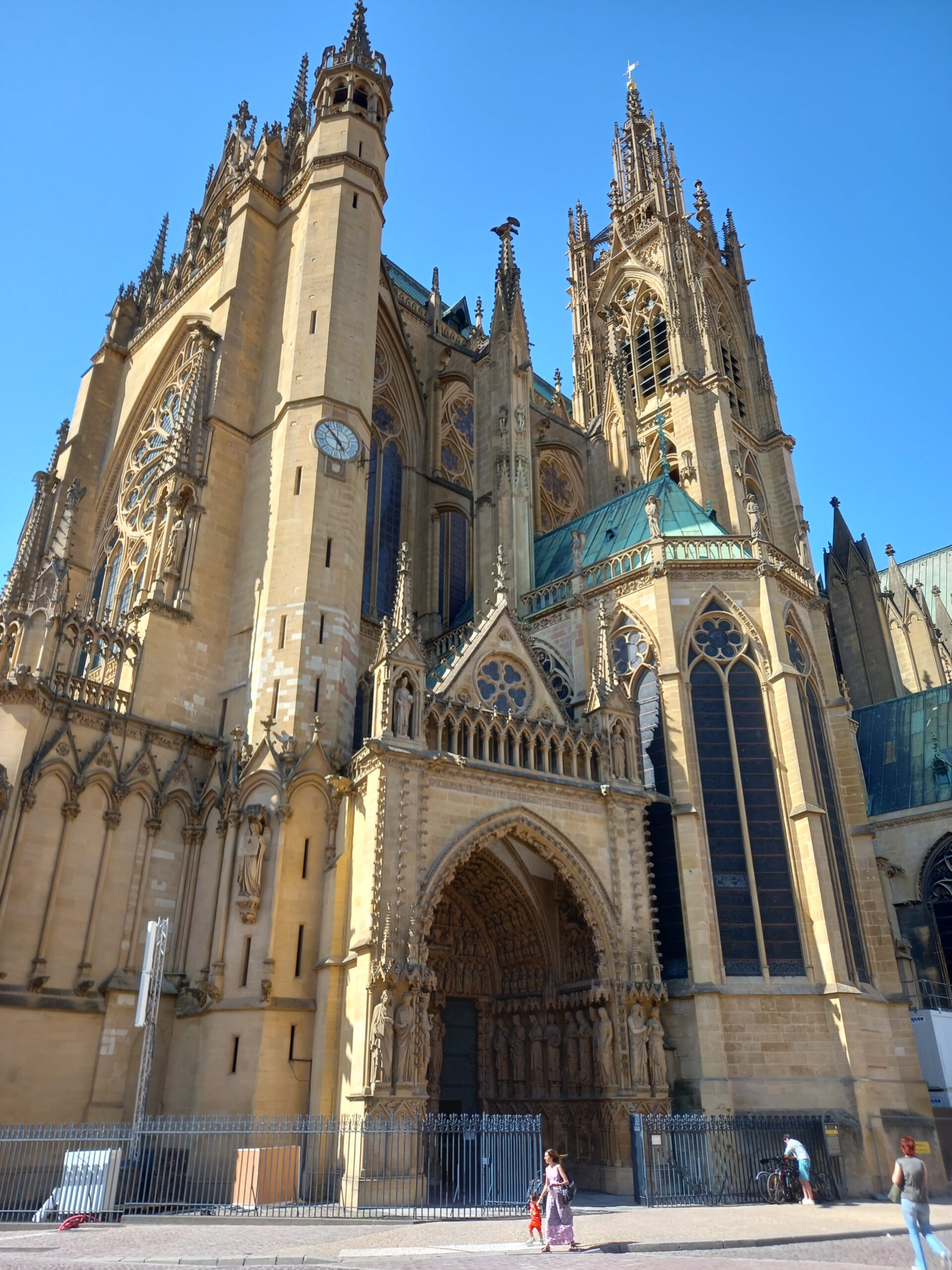 Les 5e sur les traces de Metz, la médiévale ! – La P'titeSource